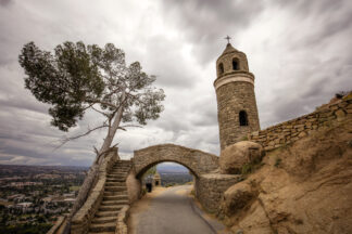 Controlling Vertical Distortion in Architectural Photography – Tony ...